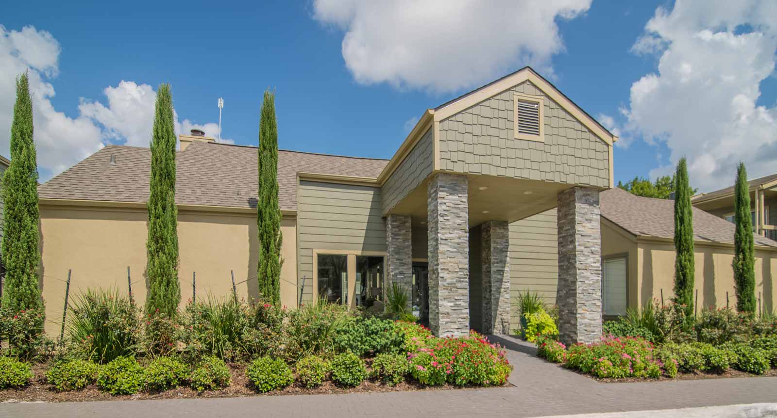 Silver Springs Apartments - Rockwell Management Corporation